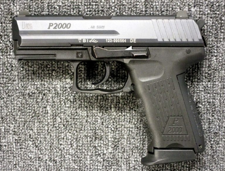 Dealer-owned, Excellent Condition, HK P2000 V3, DA/SA, .40 S&W, 3.7 ...