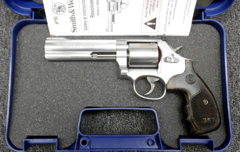 Preowned, Excellent Condition, Smith & Wesson 686 Plus Deluxe L-Frame ...